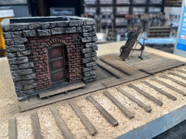 #315 - Water Tank and Handcar Maintenance Shed - Official Build - Karl ...