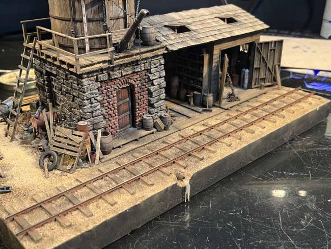 #315 - Water Tank and Handcar Maintenance Shed - Official Build - Karl ...